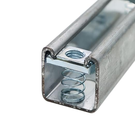 Tuerca con Resorte para riel Strut zincada - Pernos Jalu
